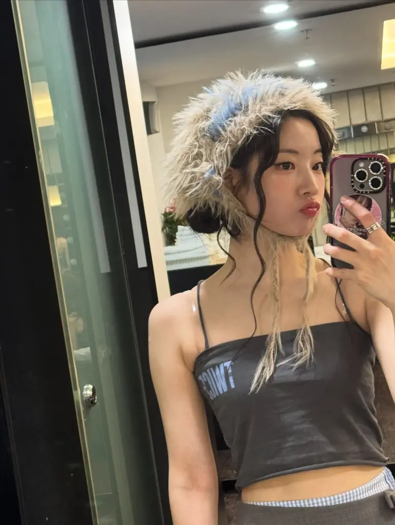 TWICE Dahyun's 'Concert Aesthetics', Boundless Versatility Crossing Y2K ...